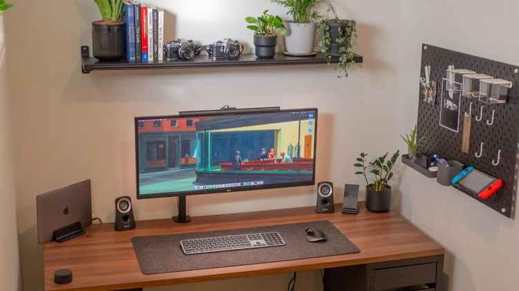 Top 9 best minimalist desk setups to inspire your own